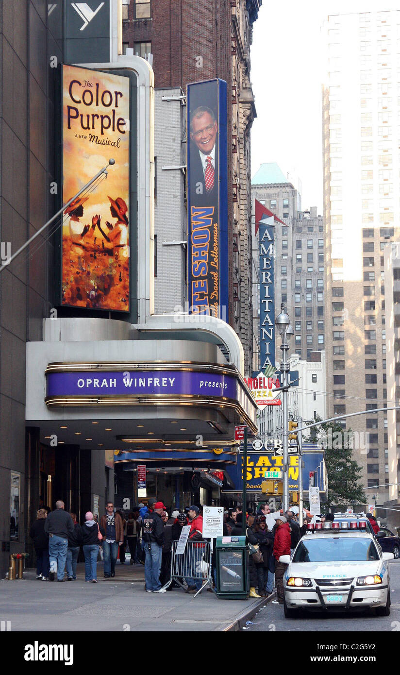 Stagehands usa hi-res stock photography and images - Alamy