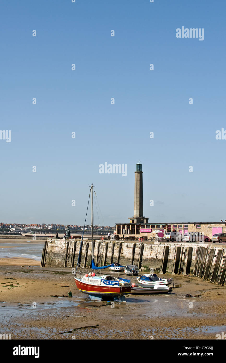 Margate jetty at low tide Stock Photo - Alamy