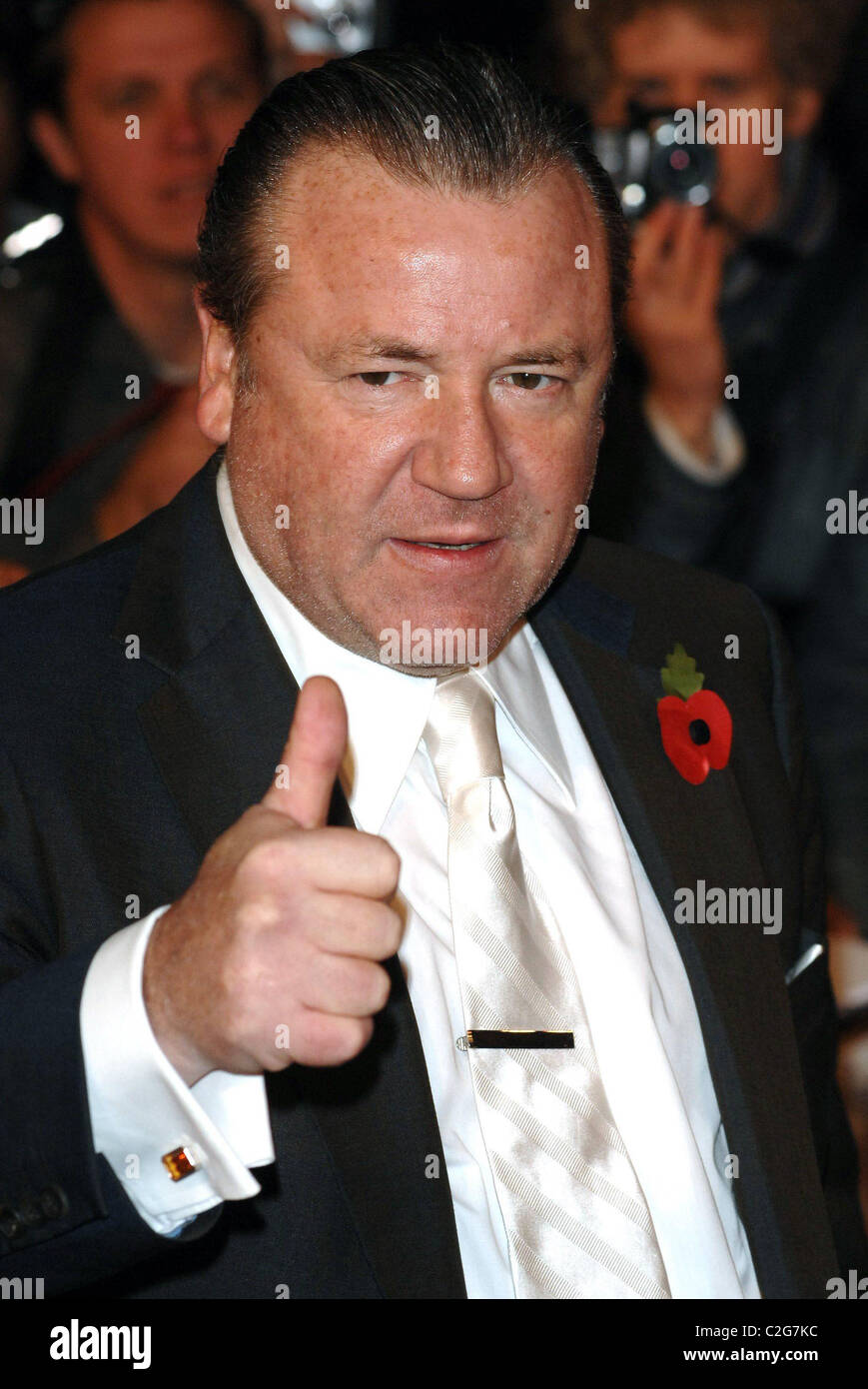 Ray winstone beowulf hi-res stock photography and images - Alamy