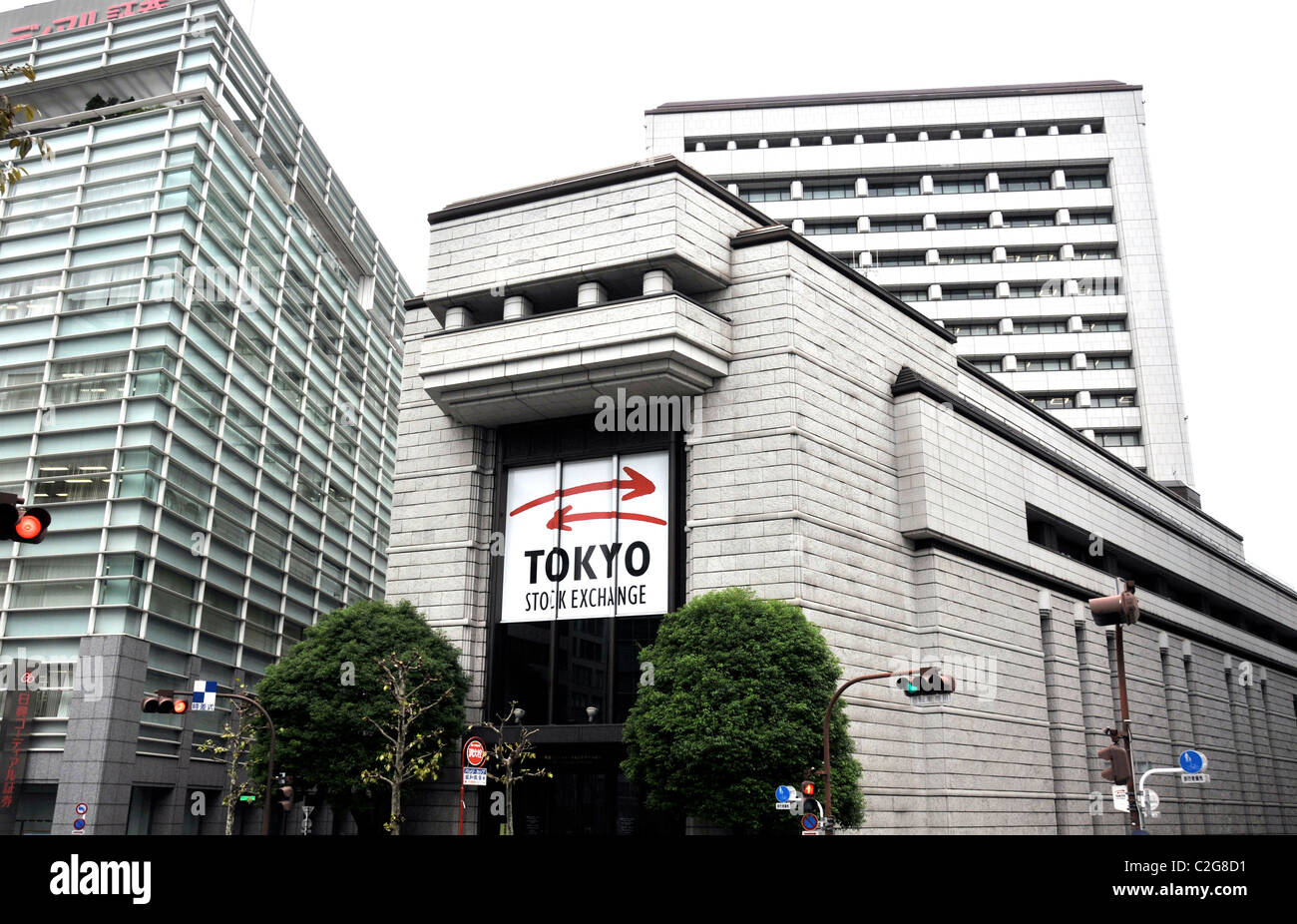 Stock Exchange Tokyo Japan Stock Photo - Alamy