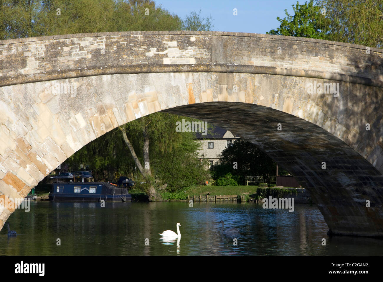 bridge is built of Cotswold stone in Lechlade where the A361 crosses ...