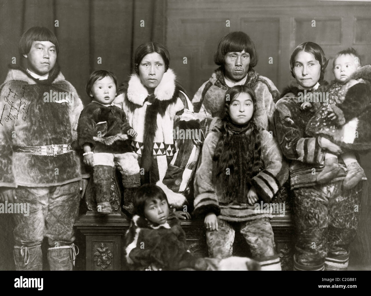 Esquimaux hi-res stock photography and images - Alamy