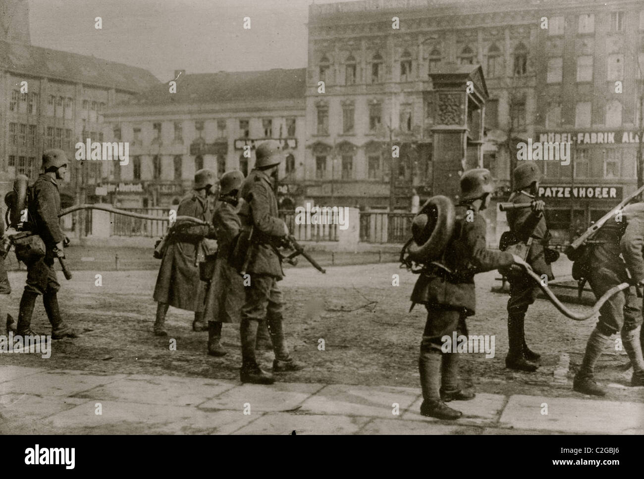 Flame throwers hi-res stock photography and images - Alamy