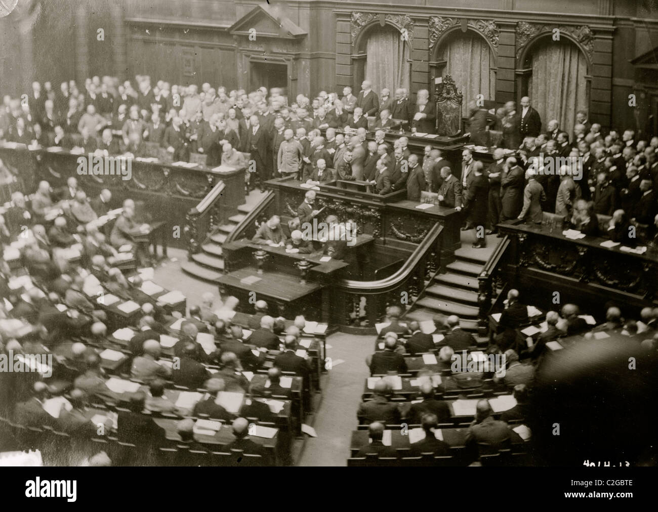 Reichstag session hi-res stock photography and images - Alamy