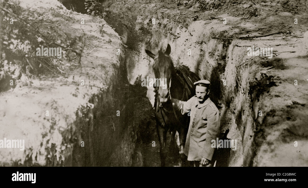 Bombproof hi-res stock photography and images - Alamy