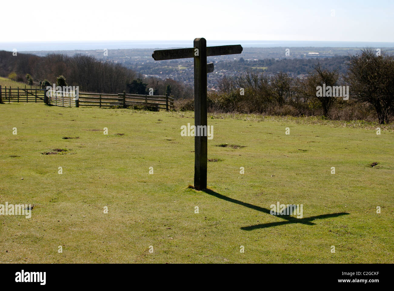 Signpost silhouette hi-res stock photography and images - Alamy