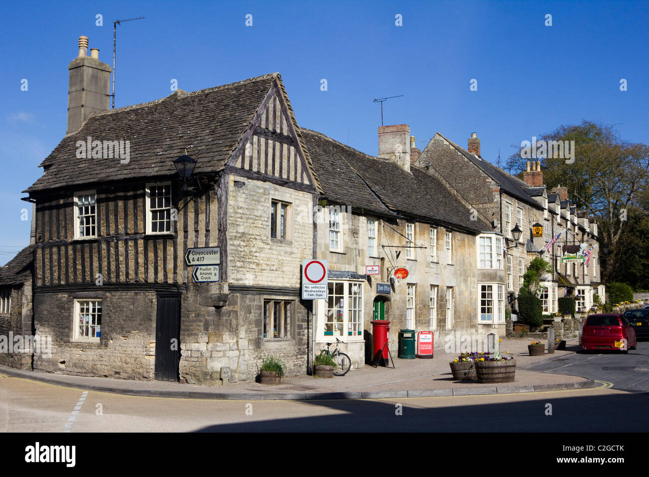 Fairford cotswolds hi-res stock photography and images - Alamy