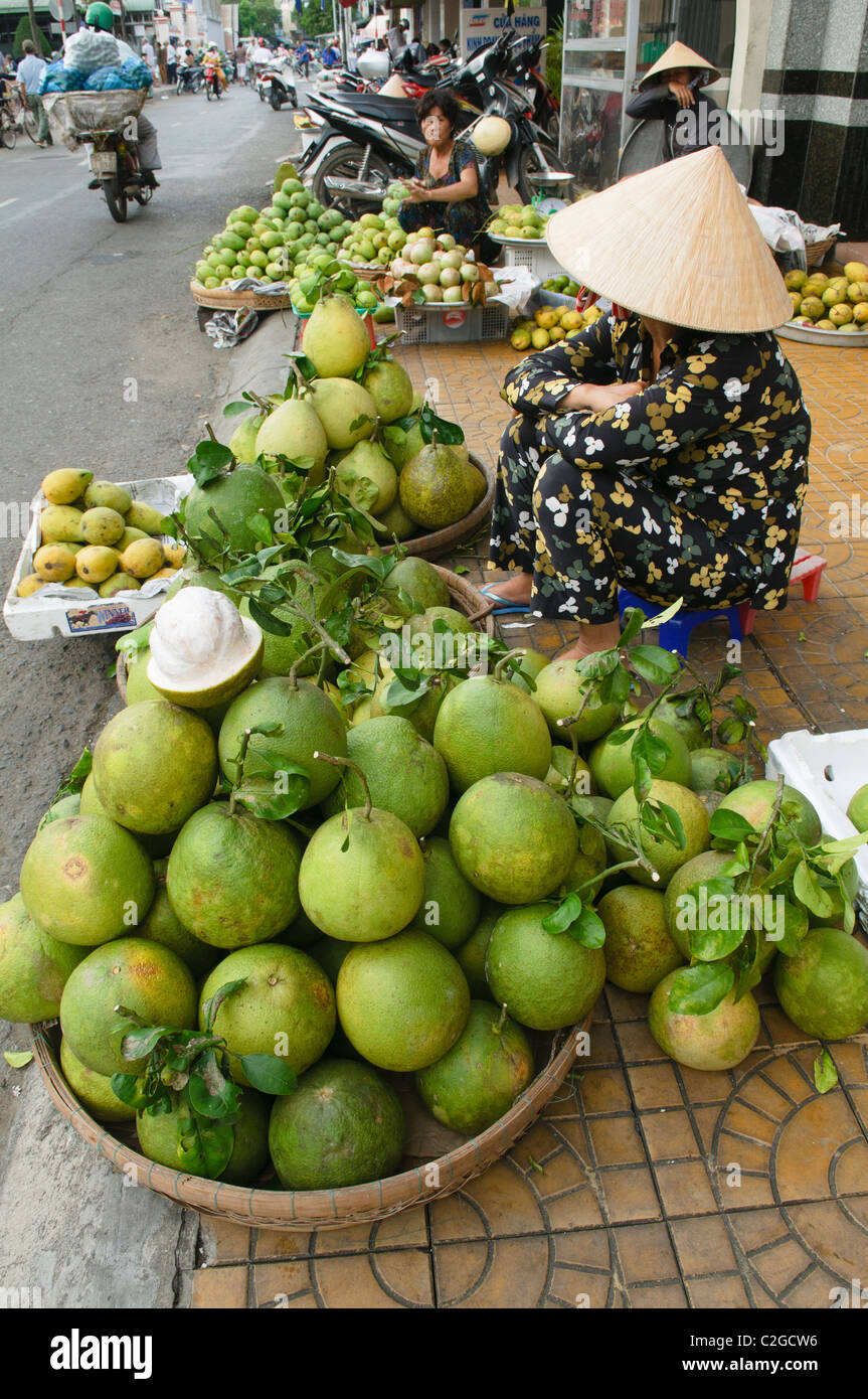 pomelo fruit in the market on Phu Quoc Island in Vietnam Stock Photo ...