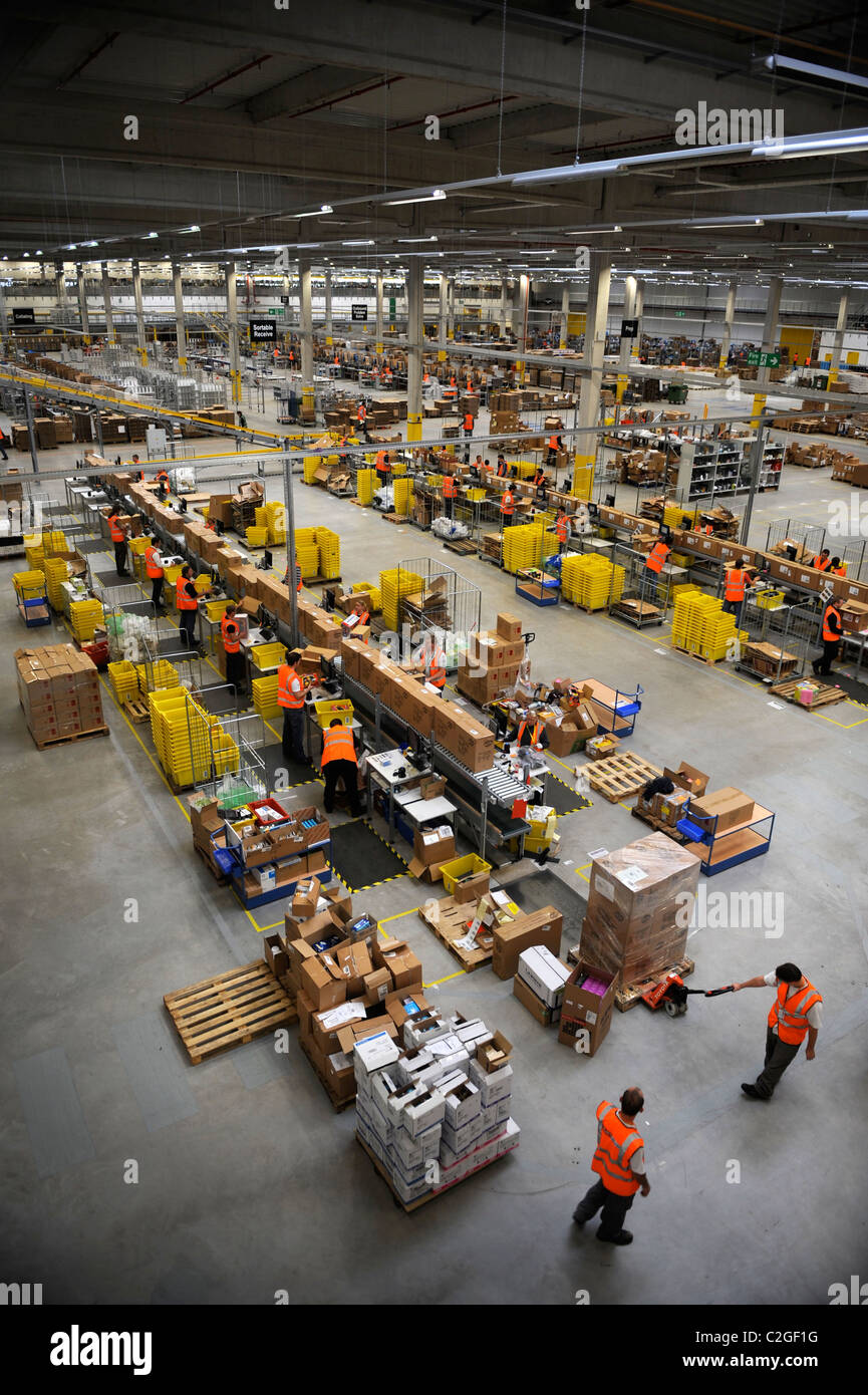 Truck line in floor conveyor hi-res stock photography and images - Alamy