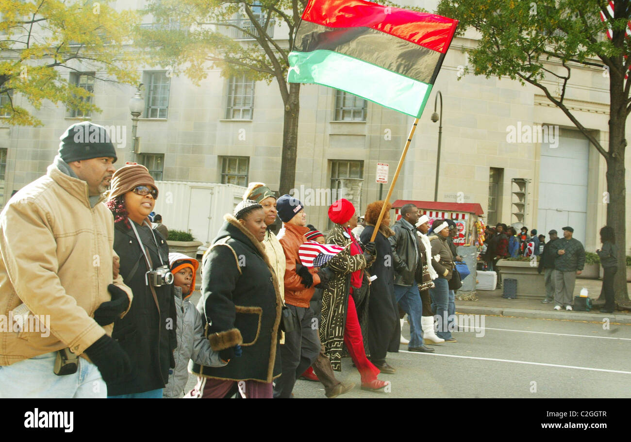 Protester Marchers surrounded the 'Justice Department' headquarters to ...