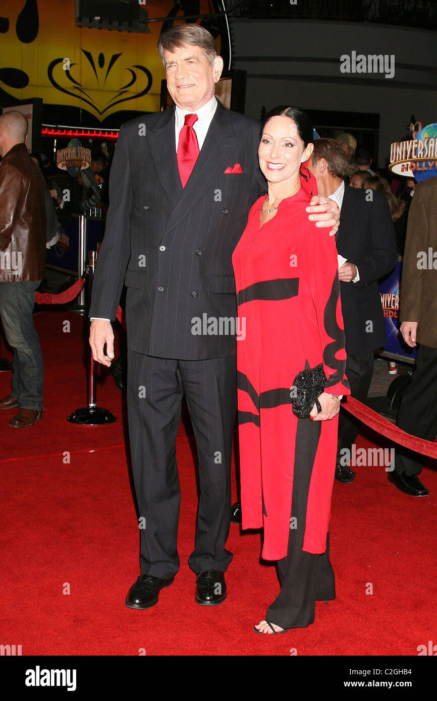 Charlie Wilson and wife World Premiere of 'Charlie Wilson's War' at ...