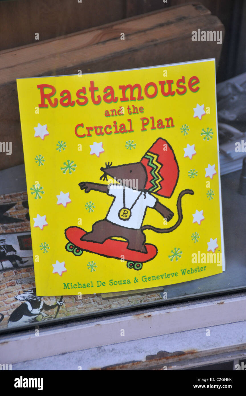 Book character hi-res stock photography and images - Alamy