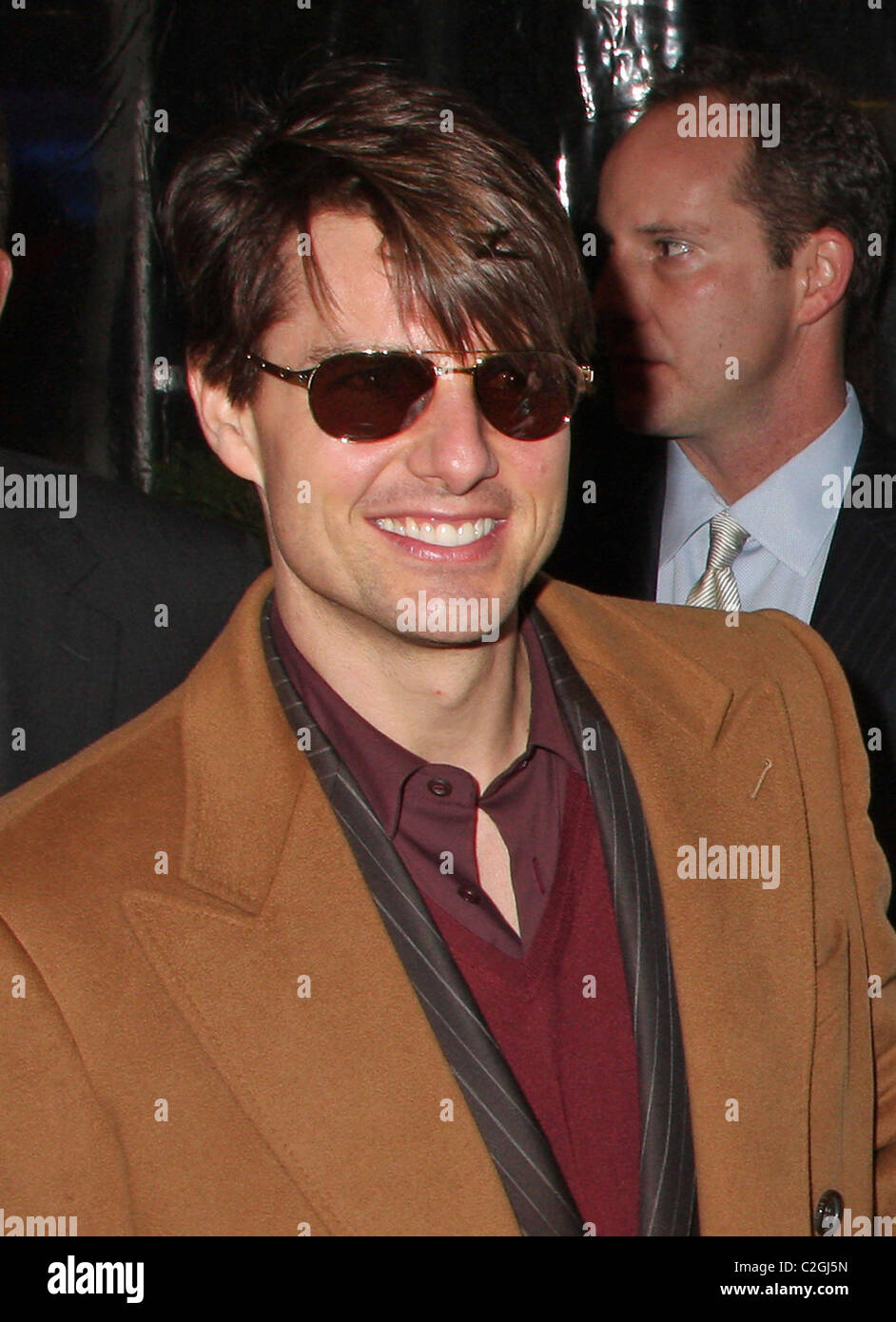 Tom Cruise New York Premiere of 'I Am Legend' at Madison Square Garden ...
