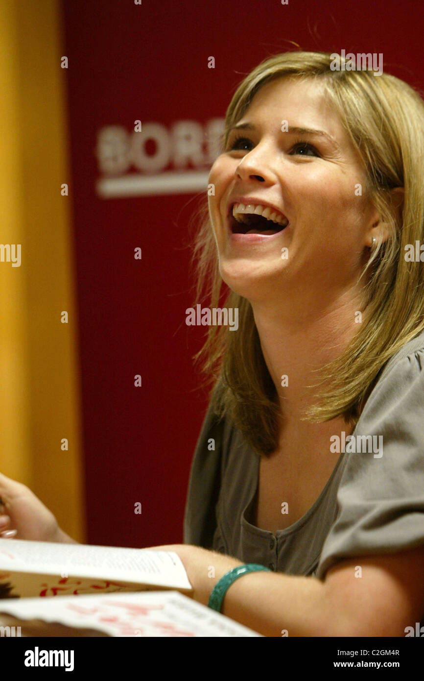 Jenna Bush signs copies of her new book 'Ana's Story: A Journey of Hope ...