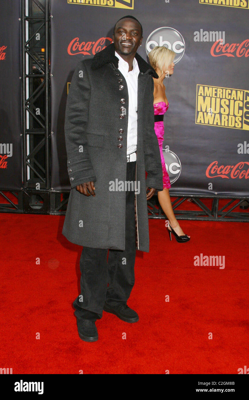 Diamond studd earrings hi-res stock photography and images - Alamy