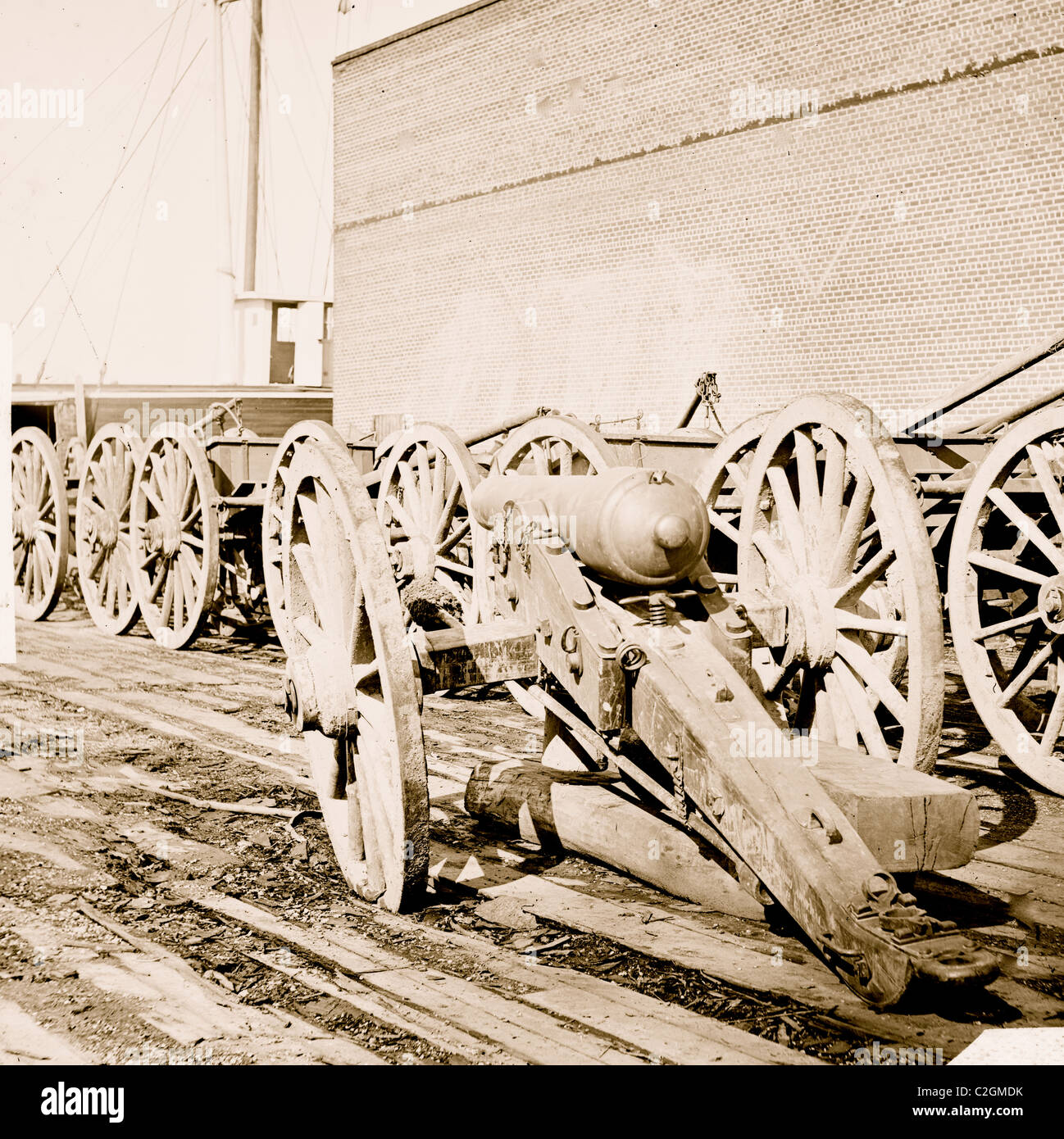 Parrott guns hi-res stock photography and images - Alamy
