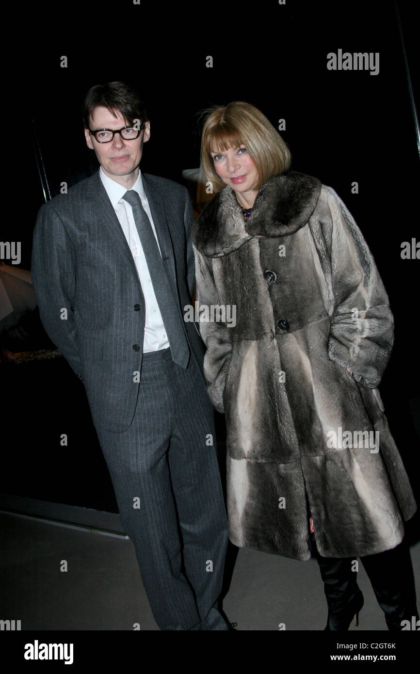 Andrew Bolton and Anna Wintour Press preview of 'blog.mode: addressing ...