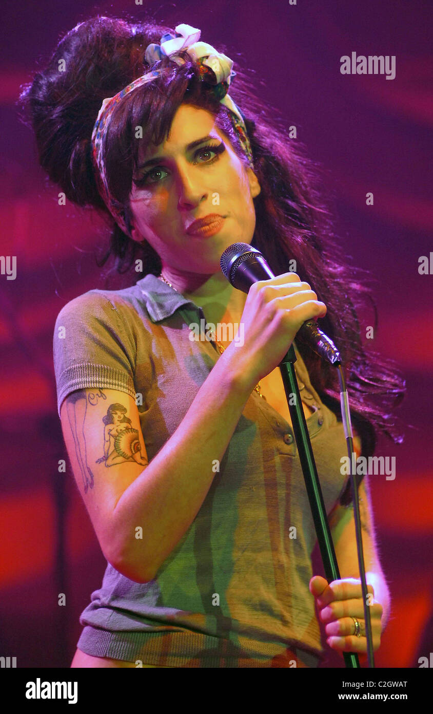 Brixton academy amy winehouse hi-res stock photography and images - Alamy