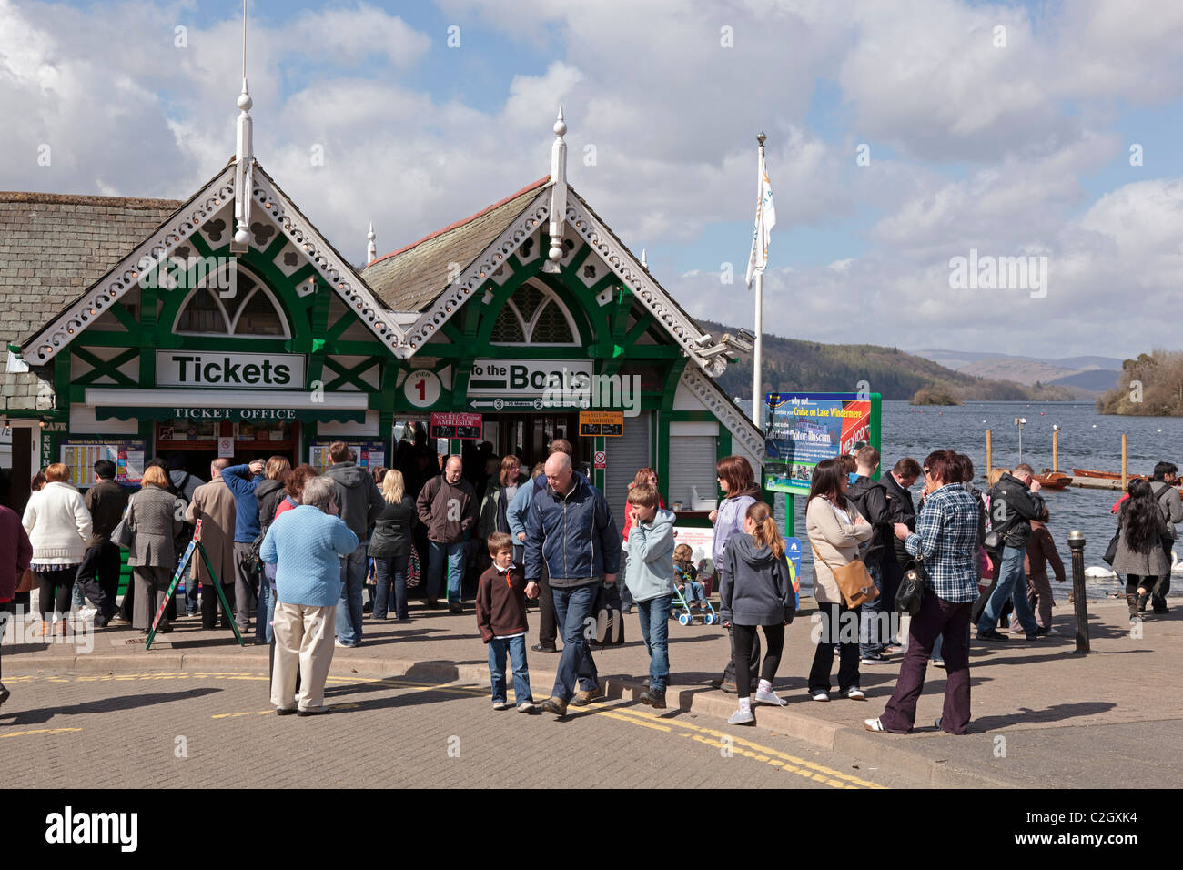 Windermere Lake At Bowness On Windermere Pier High Resolution Stock ...