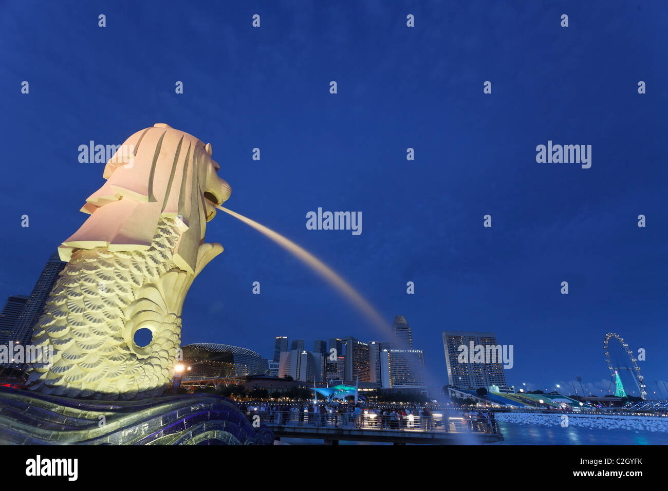 Singapore, Merlion Park, Merlion Fountain Stock Photo - Alamy