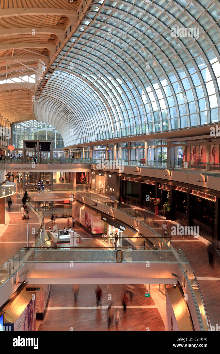 Singapore, Marina Bay Sands Shopping Mall Stock Photo - Alamy