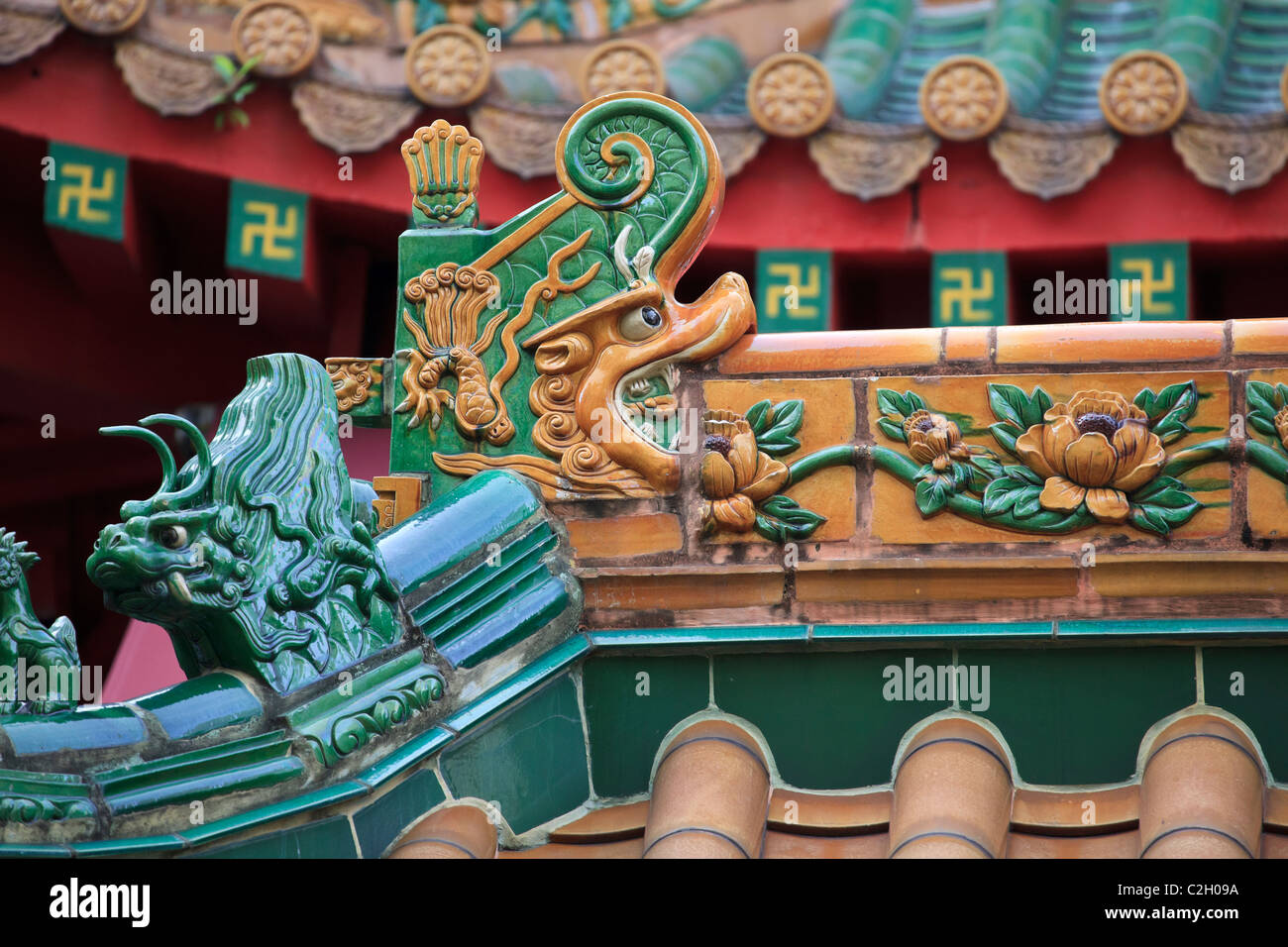 Singapore, Chinatown, Kwan Im Buddhist Temple Stock Photo - Alamy