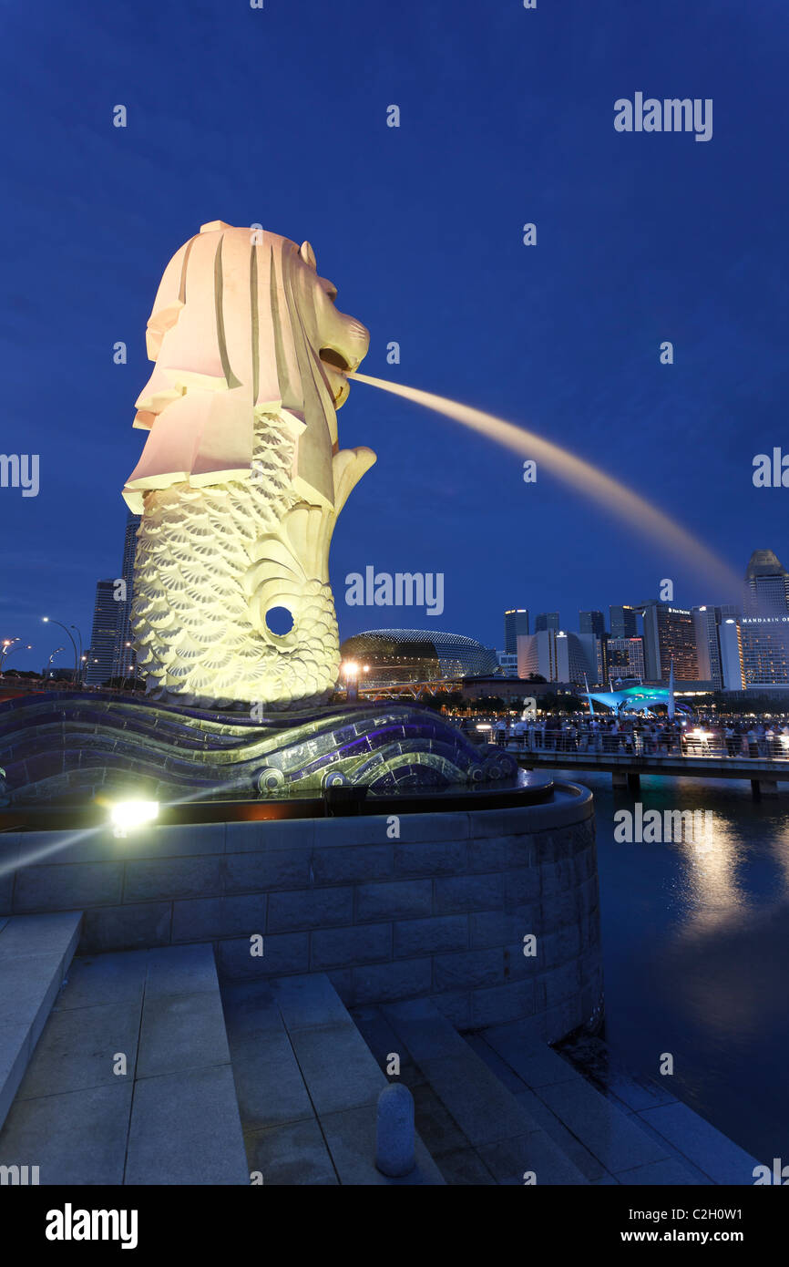 Singapore, Merlion Park, Merlion Fountain Stock Photo - Alamy