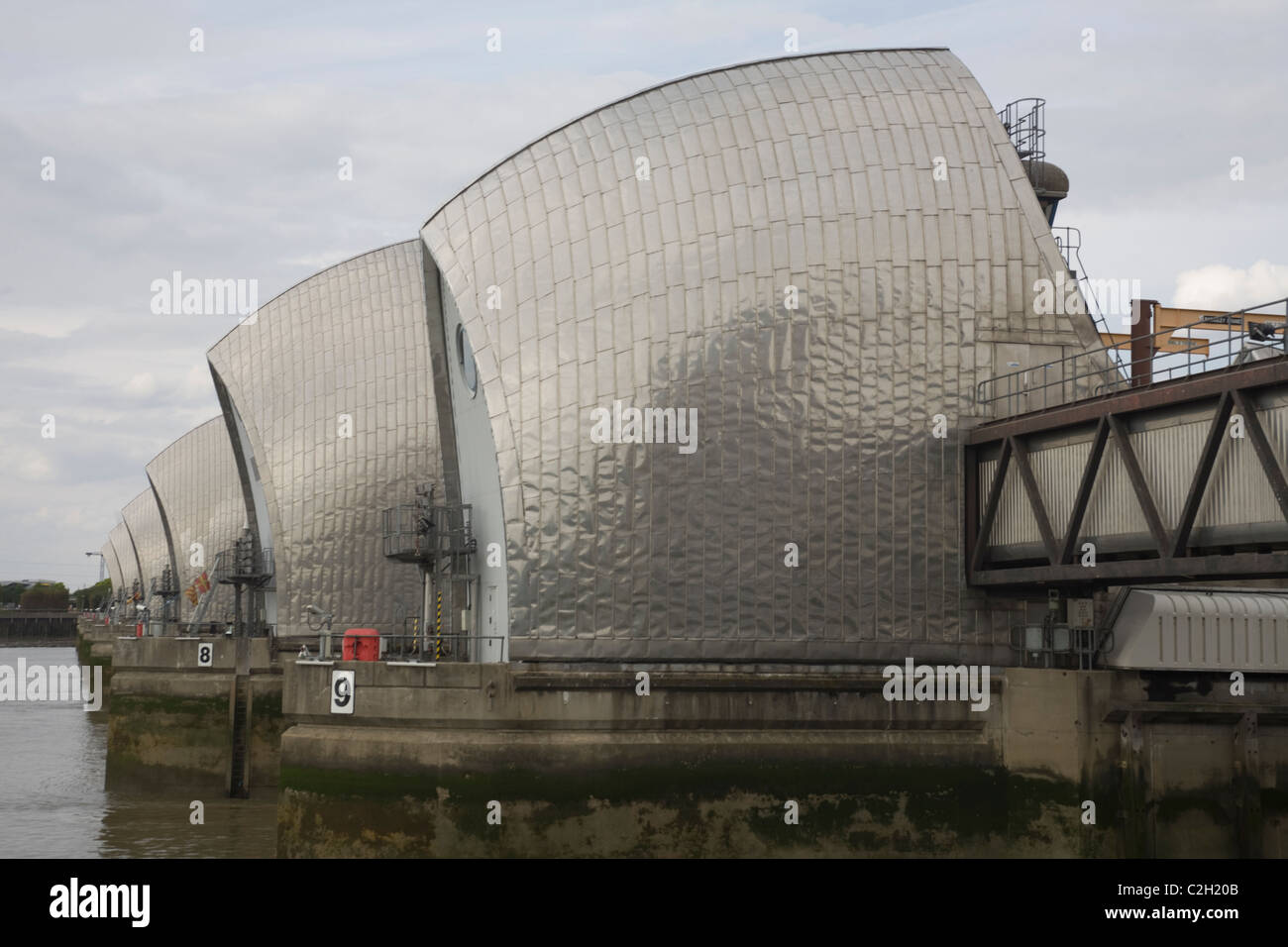 Flow barrier hi-res stock photography and images - Alamy