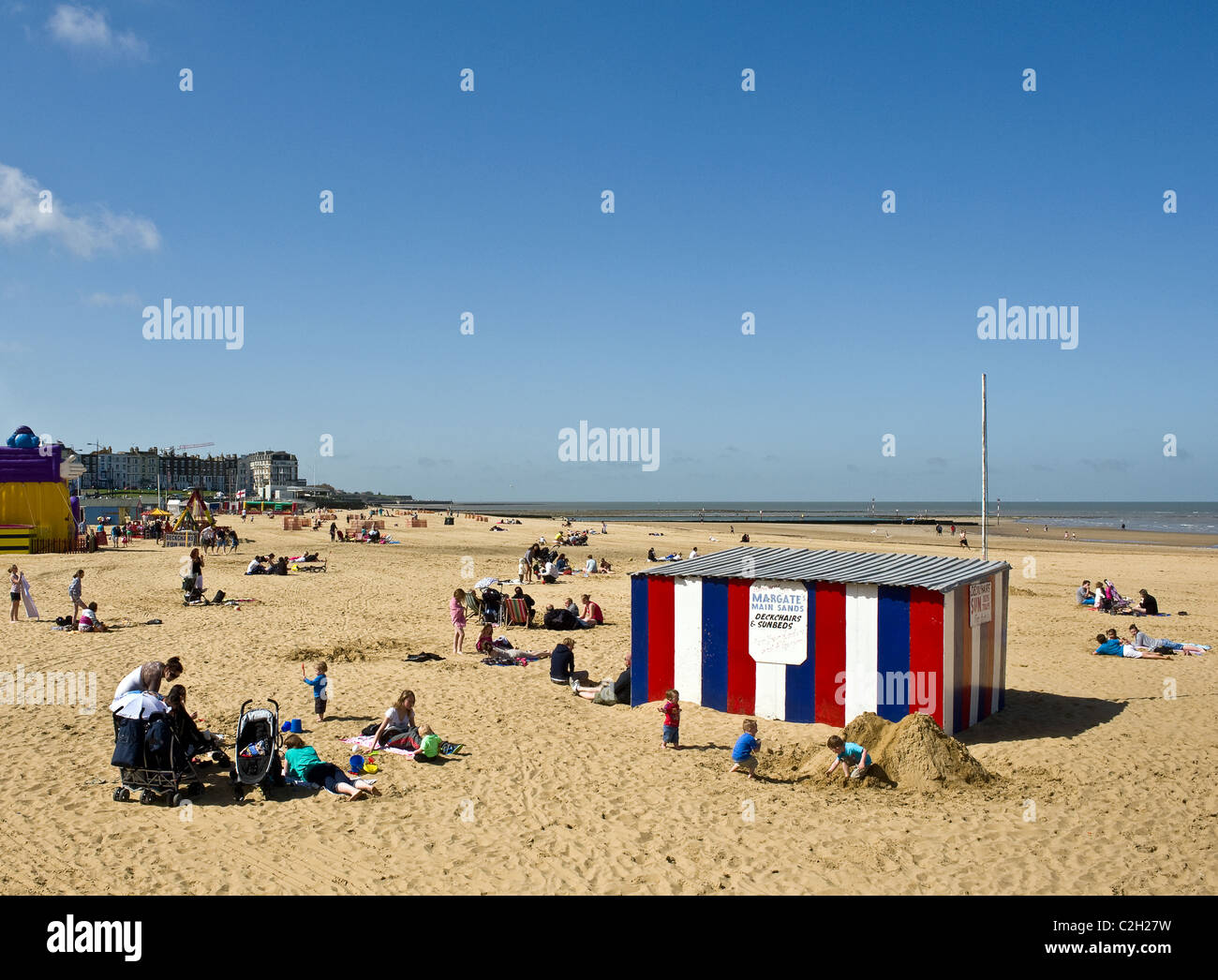 Margate beach hi-res stock photography and images - Alamy