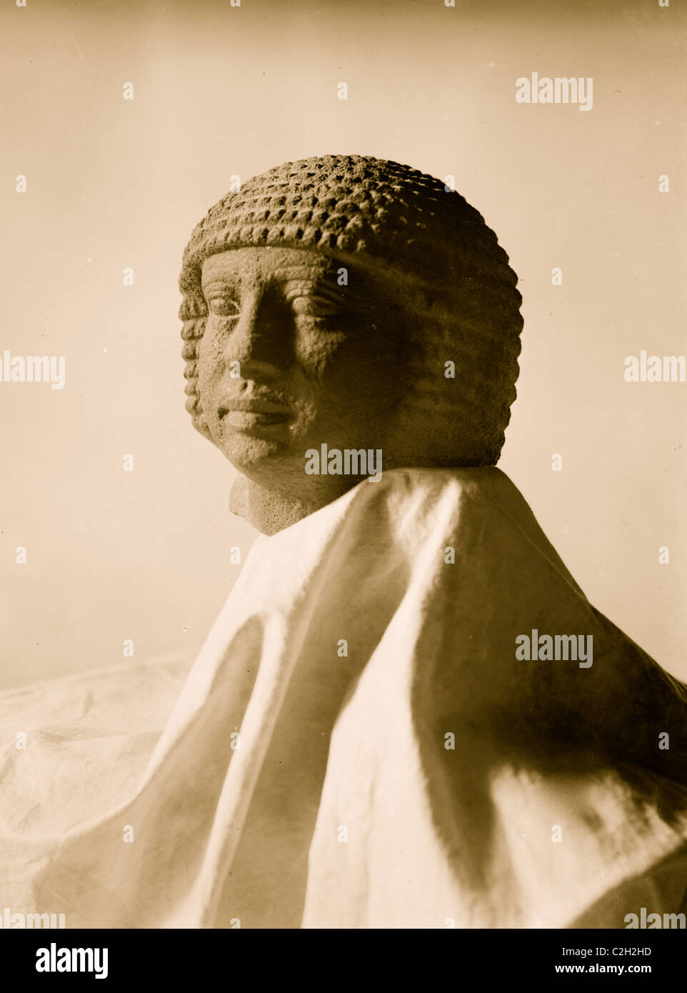 In excavations hi-res stock photography and images - Alamy