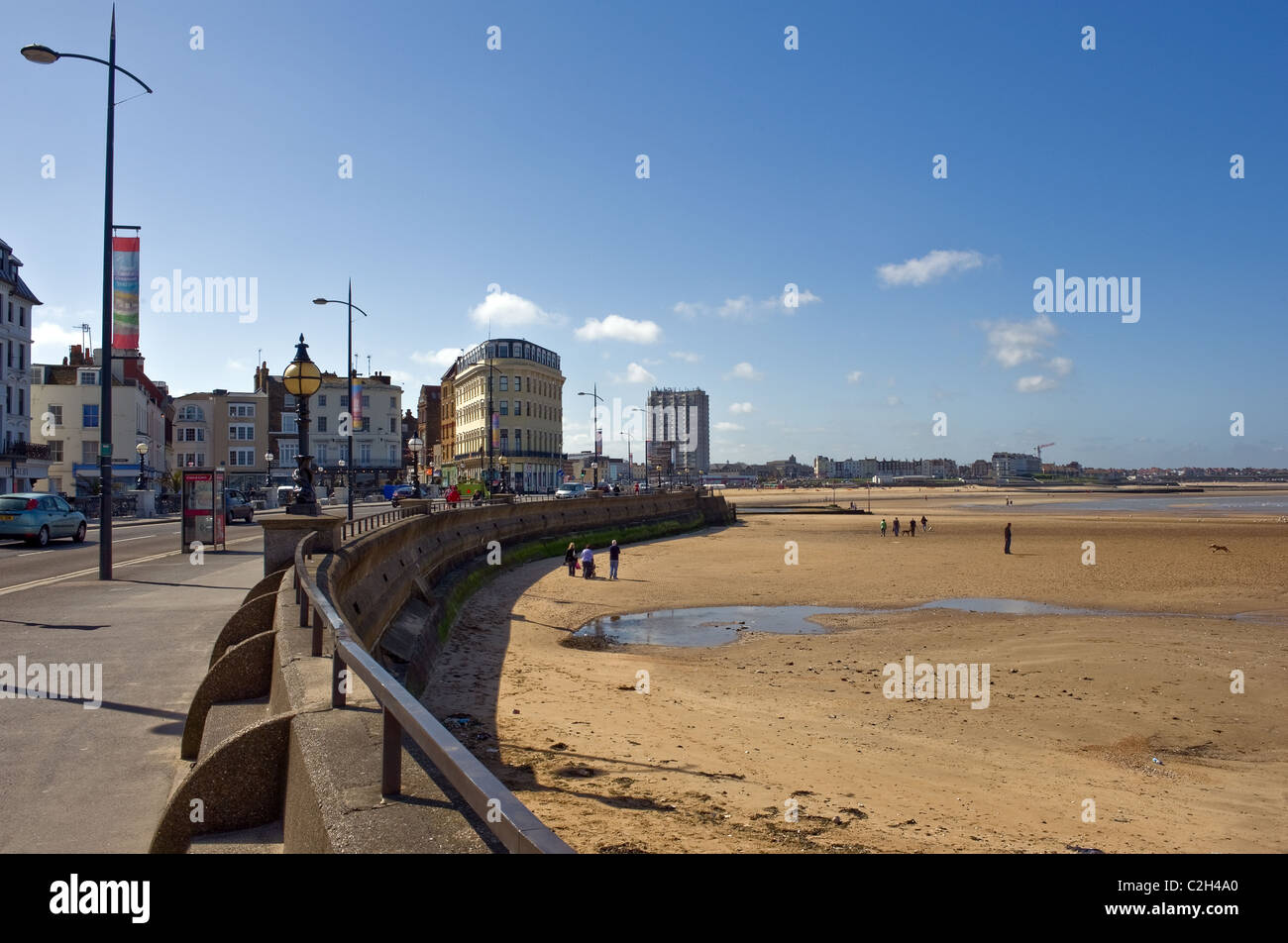 Margate seafront hi-res stock photography and images - Alamy