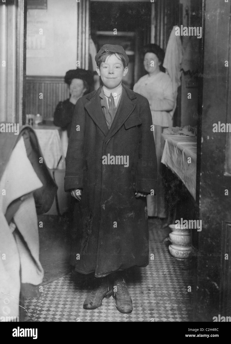 Unemployment because he is not big enough Stock Photo - Alamy