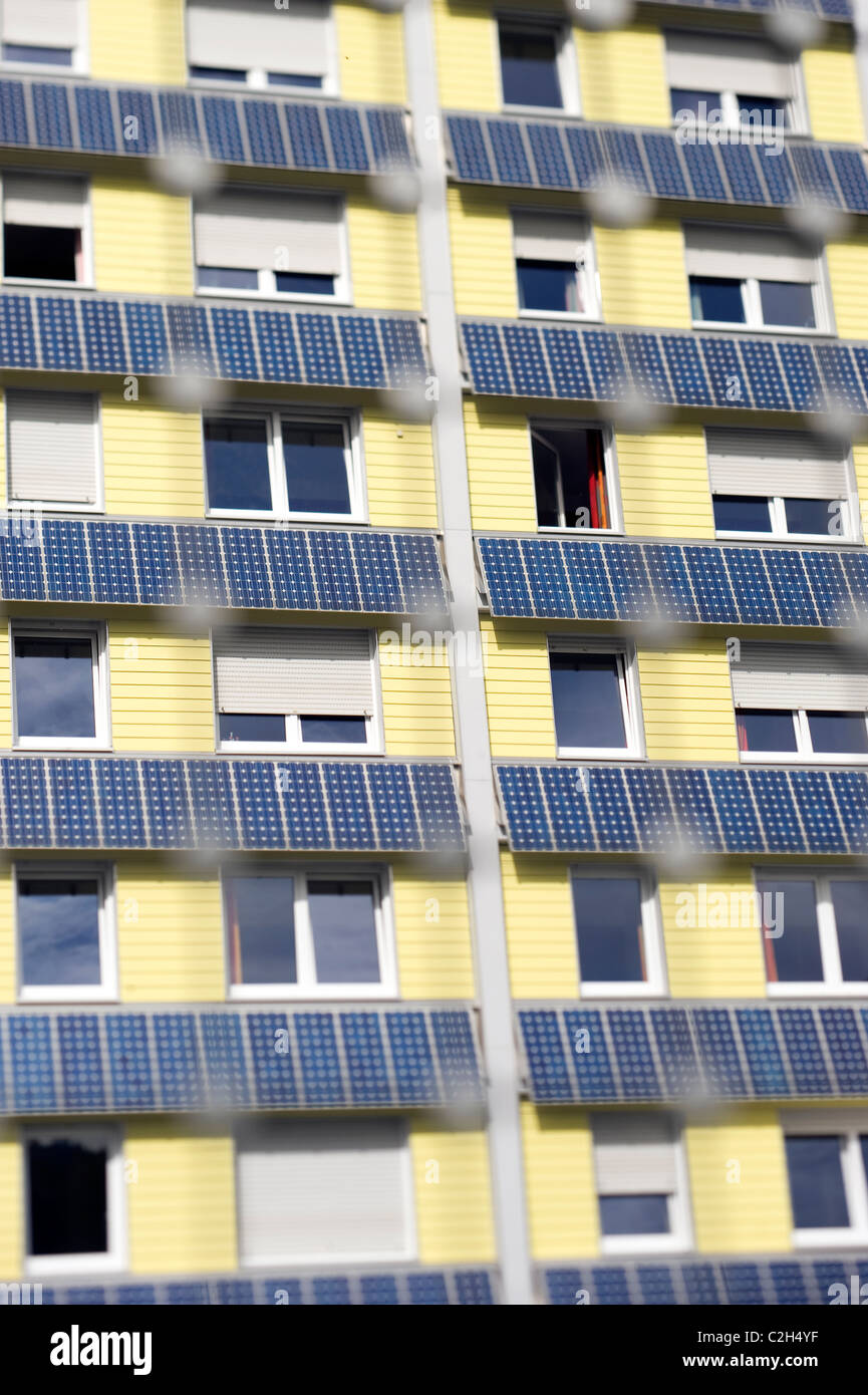 Solar facade hi-res stock photography and images - Alamy