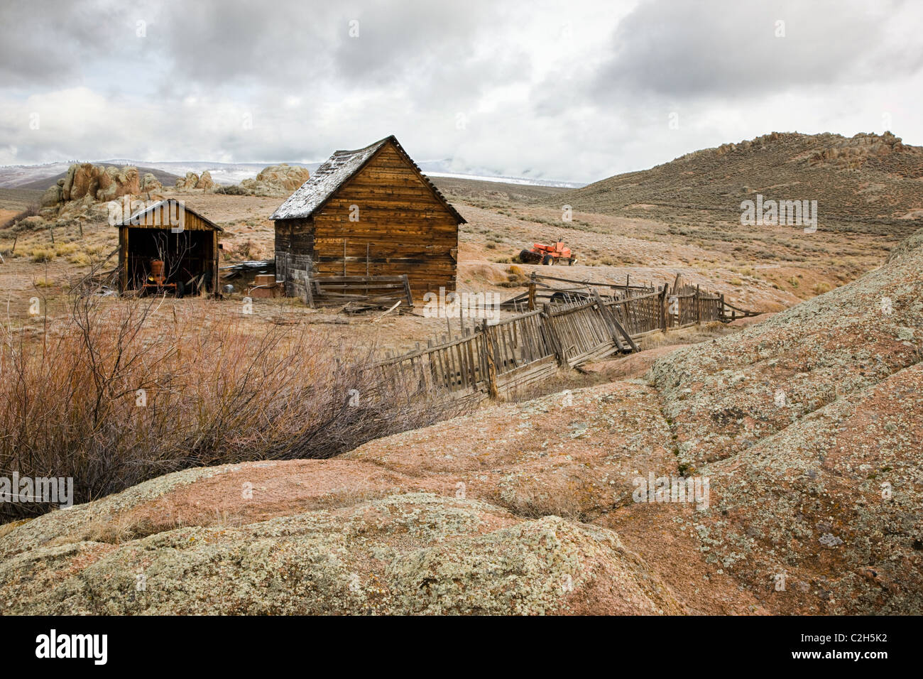 Old farm barn building hi-res stock photography and images - Alamy