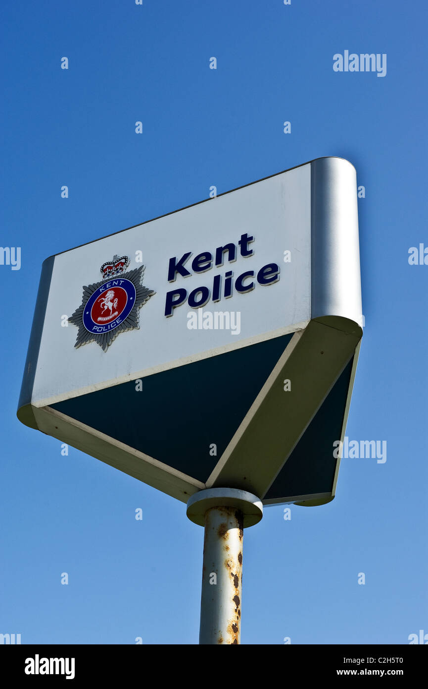Kent police hi-res stock photography and images - Alamy