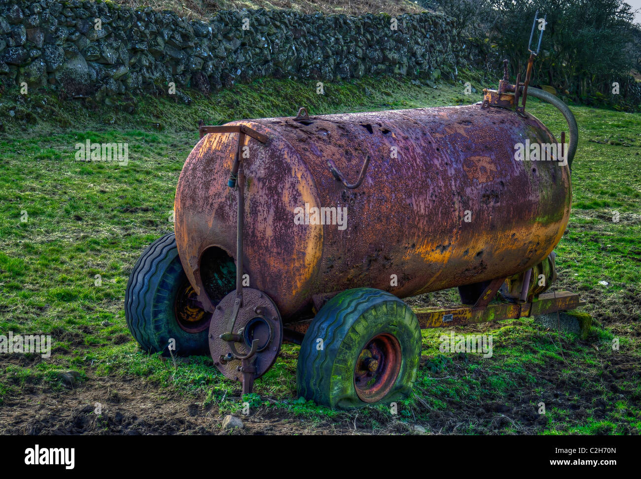 Slurry tanker hi-res stock photography and images - Alamy