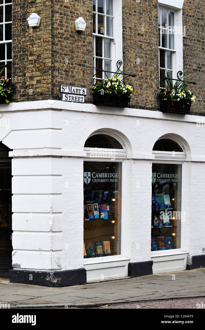 Press shop hi-res stock photography and images - Alamy