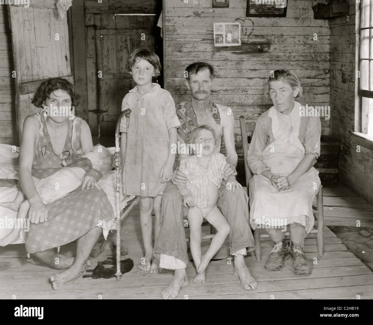 Sharecropper family at home Stock Photo - Alamy