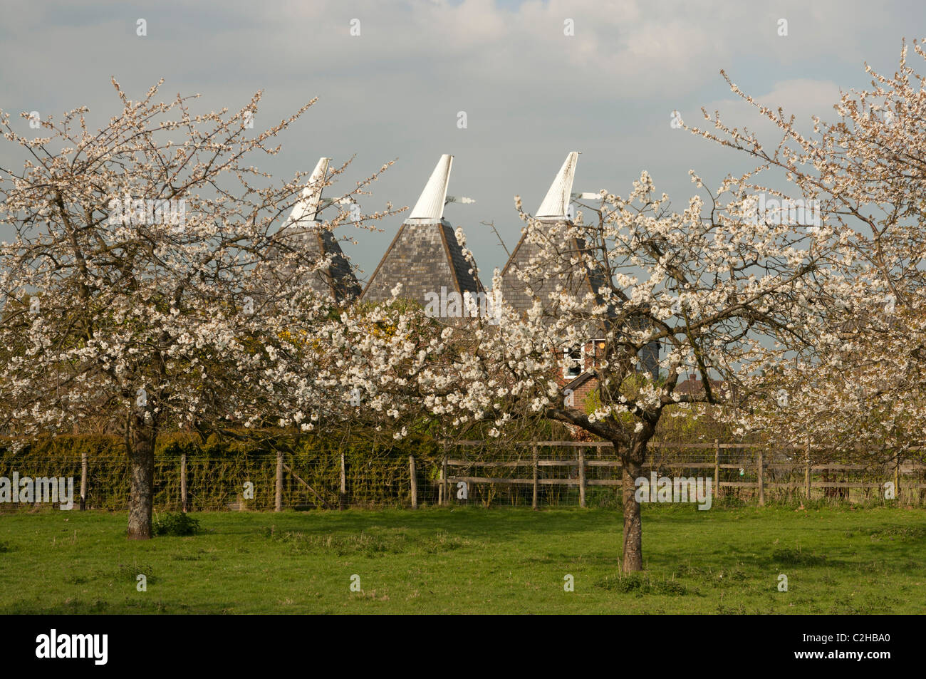 Farming In 1940s Kent High Resolution Stock Photography and Images - Alamy