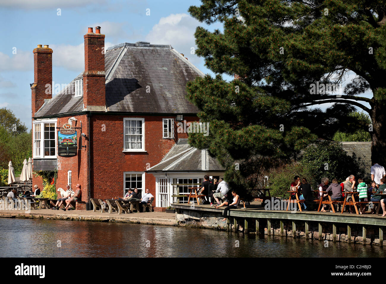 Pub pic hi-res stock photography and images - Alamy