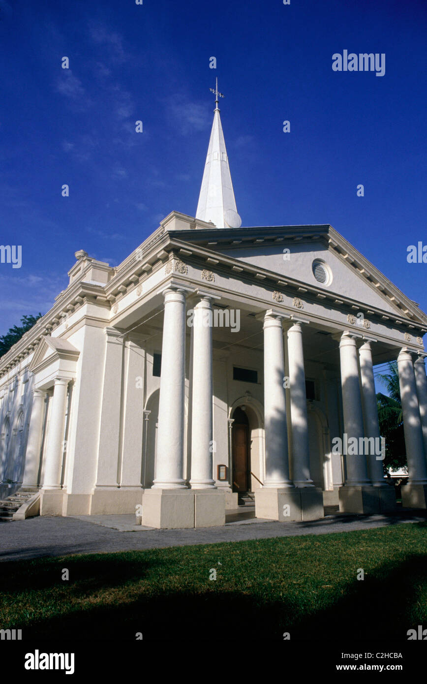 Malaysia colonial architecture columns hi-res stock photography and ...