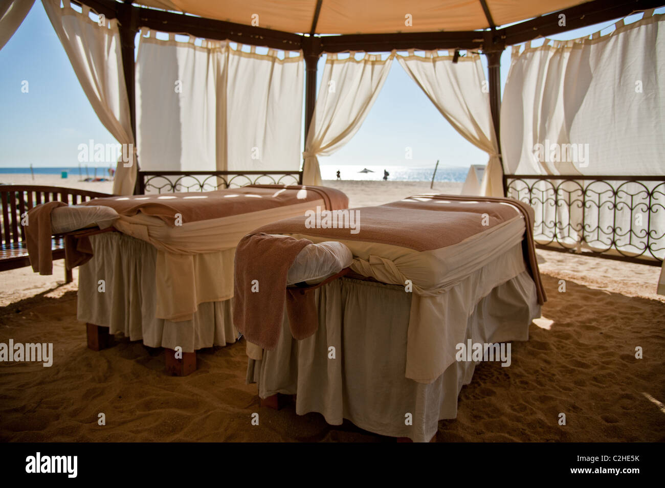 Massage tent hi-res stock photography and images - Alamy