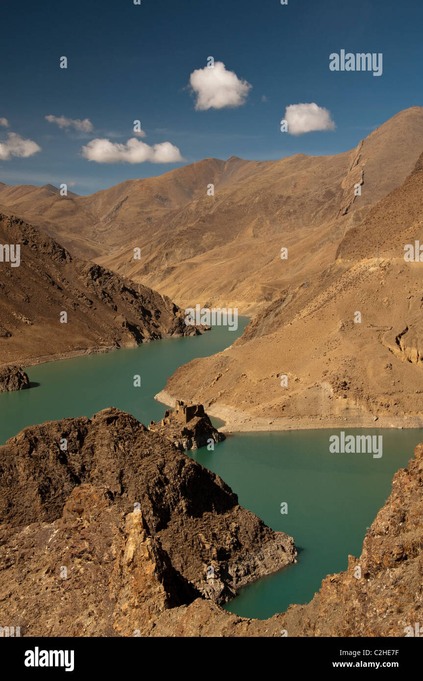 Tibetan Reservoir created by the Chinese Stock Photo - Alamy