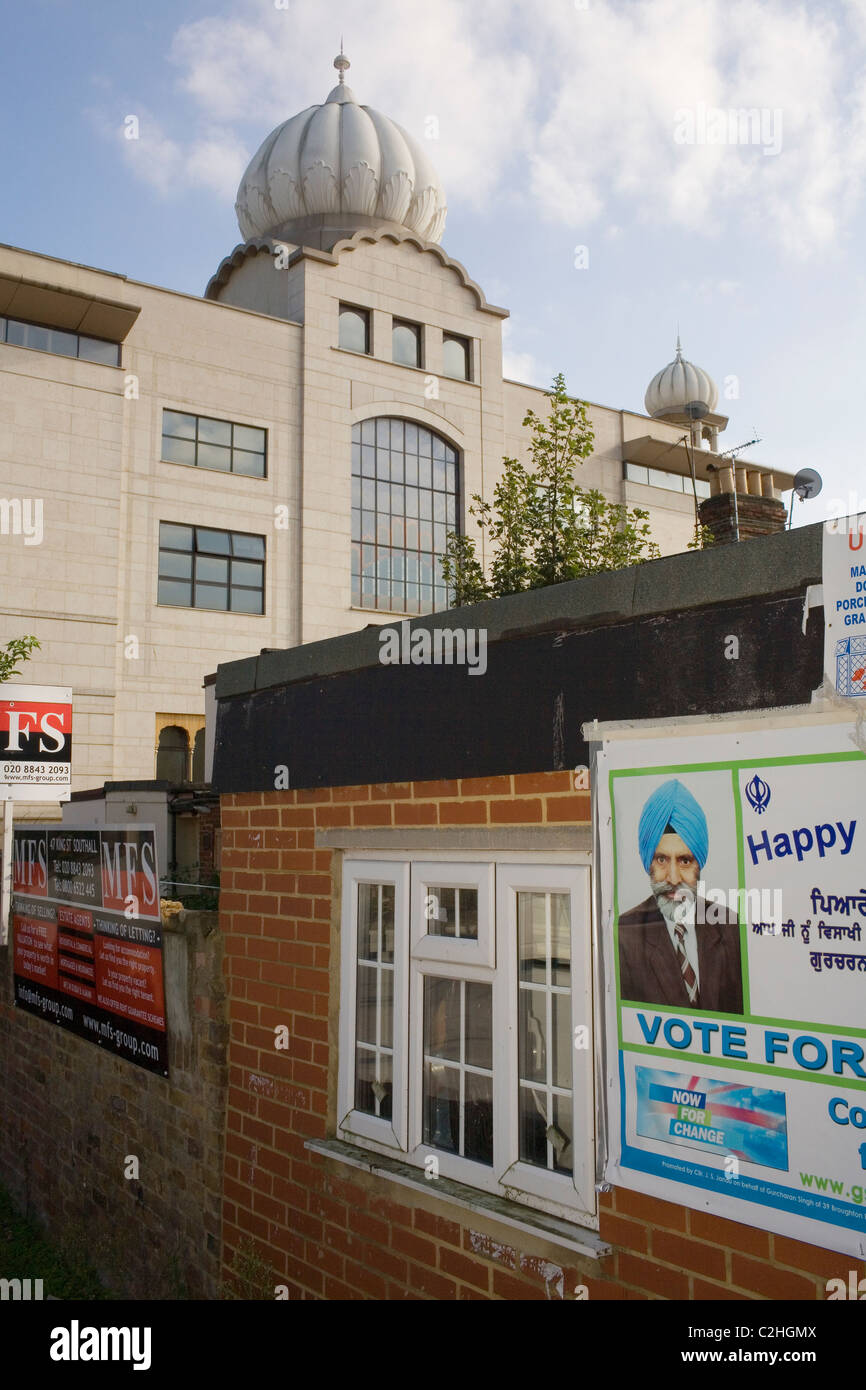 Sikh temple southall west london hi-res stock photography and images ...