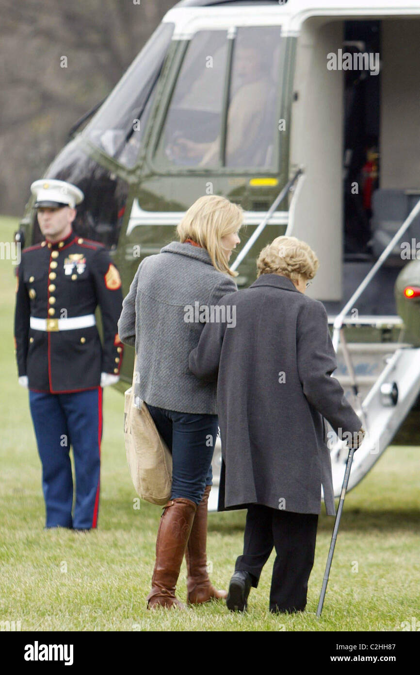 Jenna Bush and her grandmother Jenna Welch (mother of Laura Bush) The ...