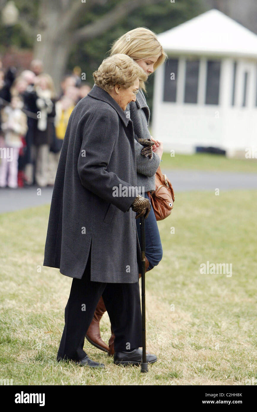 Jenna Bush and her grandmother Jenna Welch (mother of Laura Bush) The ...