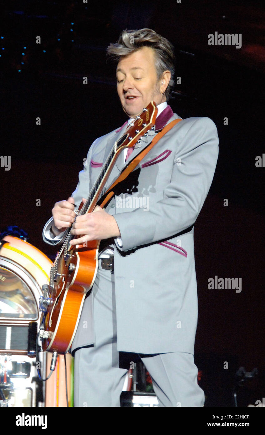 Brian setzer hi-res stock photography and images - Alamy