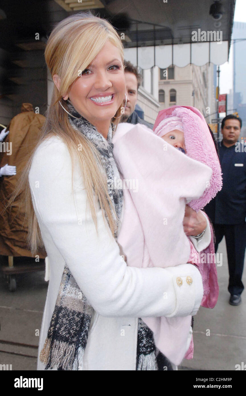 Access Hollywood' host Nancy O'Dell and baby daughter Ashby Grace ...