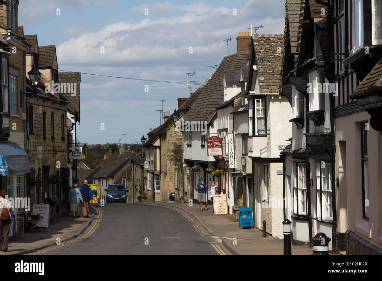 Winchcombe town centre cotswolds hi-res stock photography and images ...