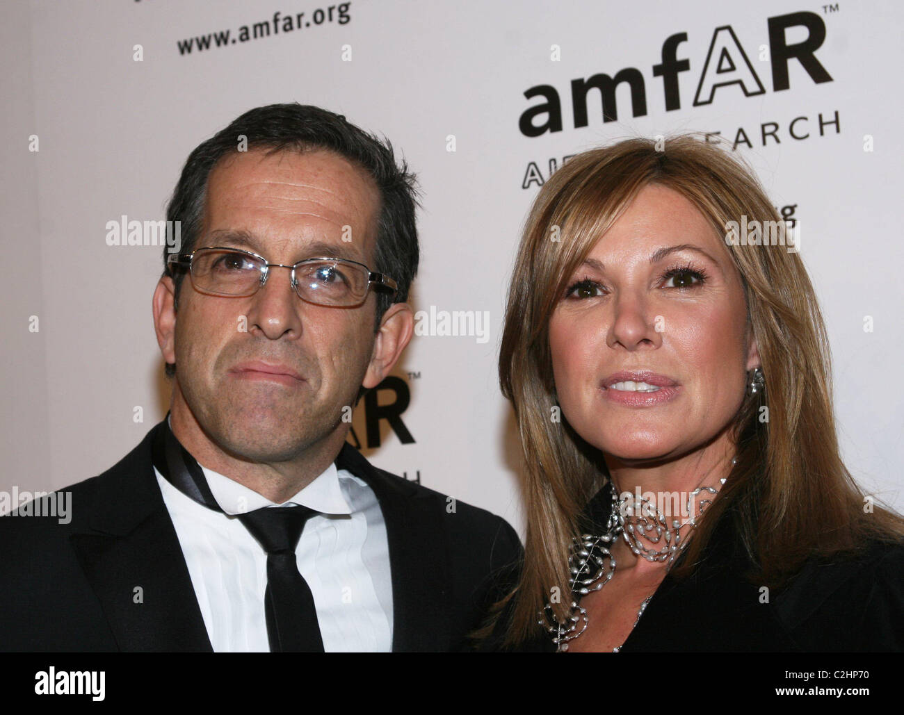 Kenneth Cole and Maria Cuomo Cole amfAR 2008 New York Gala at Cipriani ...